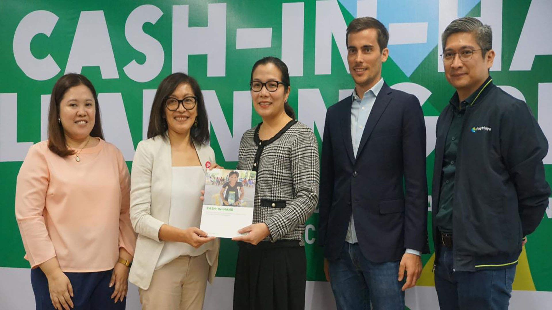 Electronic cash transfer programs help unbanked Filipinos beat poverty ...