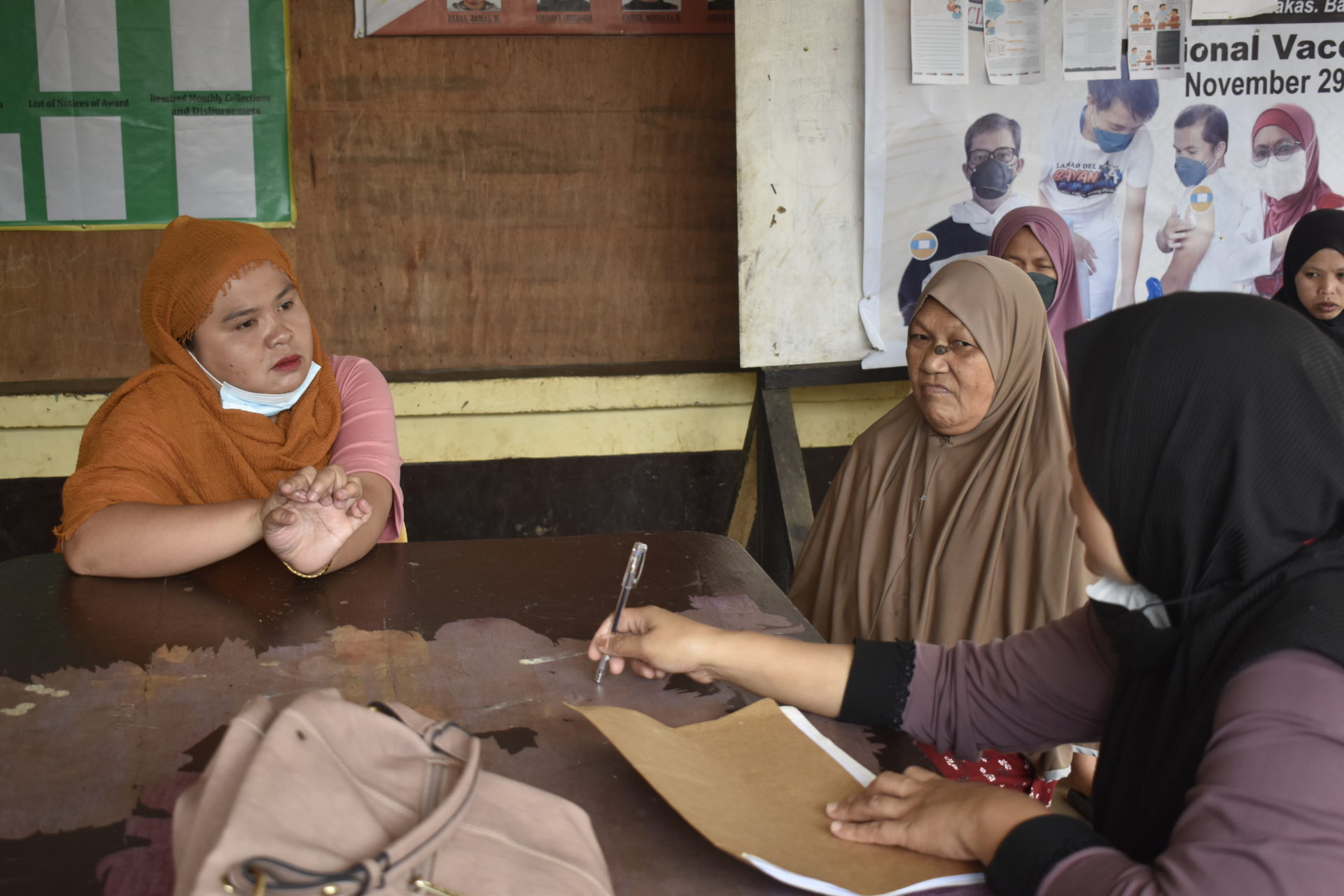 With grit and perseverance - Oxfam Pilipinas